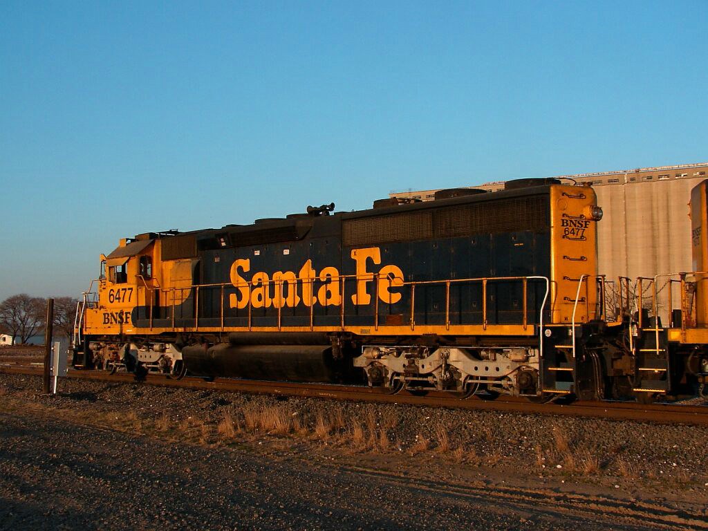 BNSF 6477